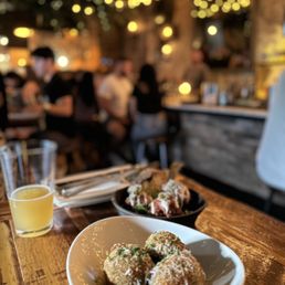 BAR POET - Updated November 2025 - 291 Photos & 155 Reviews - 1090 ...