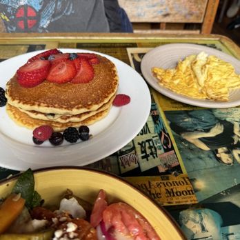 BROOKLINE LUNCH - Updated July 2025 - 655 Photos & 705 Reviews - 9 ...