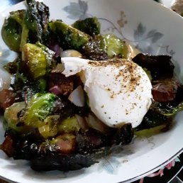 LOCAL FEED - Updated January 2026 - 606 Photos & 465 Reviews - 214 S ...