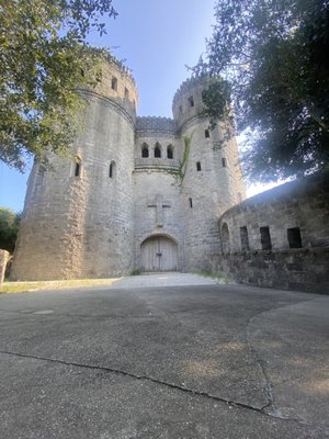 CASTLE OTTTIS - Updated May 2025 - 124 Photos & 19 Reviews - 103 3rd St ...