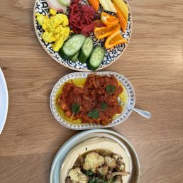 TAVI - Updated January 2026 - 122 Photos & 92 Reviews - 330 N New ...