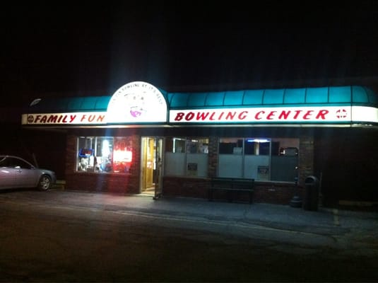 FAMILY FUN BOWLING CENTER - Updated October 2025 - 15 Hildreth St ...