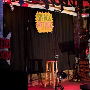 HAWKEYE’S BAR & GRILL - 121 Photos & 355 Reviews - 1458 W Taylor St ...