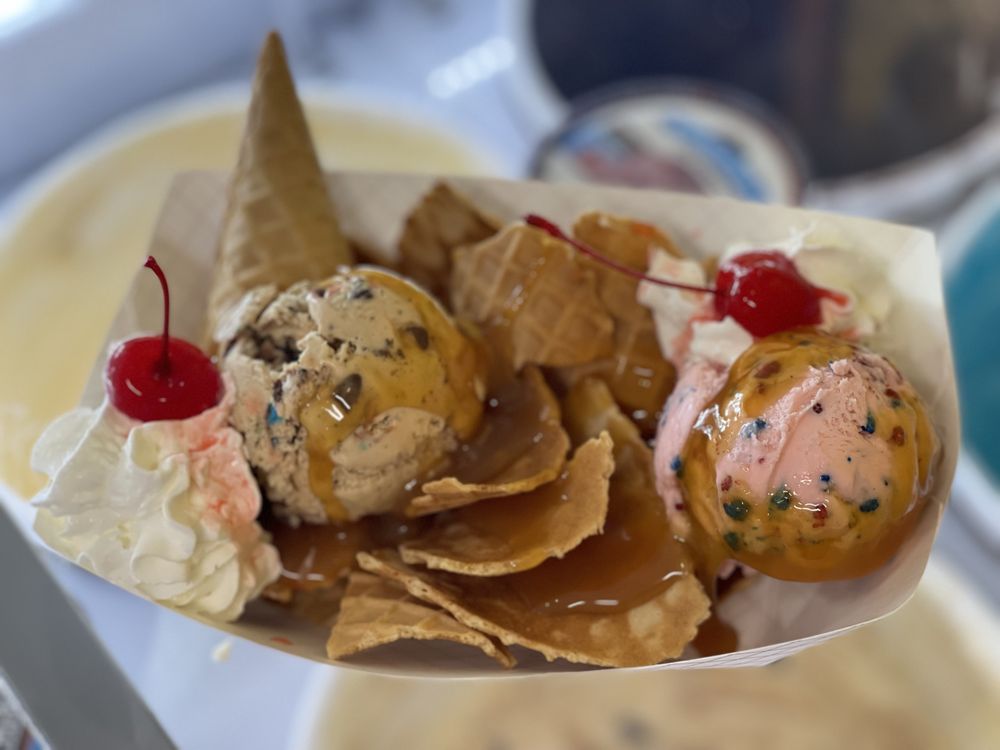 LITTLE DIPPERZ ICE CREAM AND TREATS - Updated August 2025 - 27 Photos ...