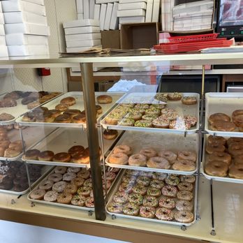 FRESH DONUT & DELI - Updated January 2025 - 249 Photos & 398 Reviews ...