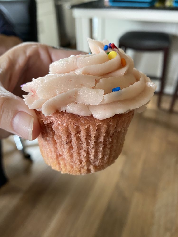 IDA’S TOO! - Updated July 2024 - 21 Photos & 24 Reviews - 1155 SW ...