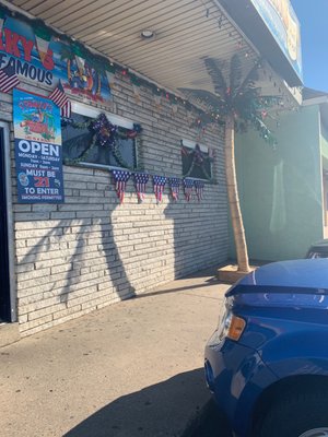 SPARKY’S WORLD FAMOUS - 69 Photos - 4333 New Falls Rd, Levittown, PA - Yelp