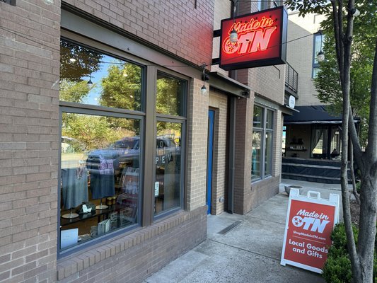 MADE IN TN - Updated January 2025 - Request Information - 23 Photos ...