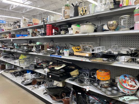 GOODWILL RETAIL STORE OF MIDDLE TENNESSEE - Updated October 2025 - 21 ...