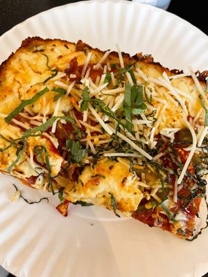 SLICE 420 - Updated October 2025 - 119 Photos & 163 Reviews - 3725 Oro ...