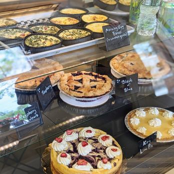 TWO FAT CATS BAKERY - Updated December 2024 - 521 Photos & 379 Reviews ...