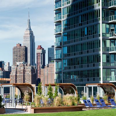 TF CORNERSTONE - 24 Photos & 30 Reviews - Apartments - 4545 Center Blvd, Queens, NY - Phone ...