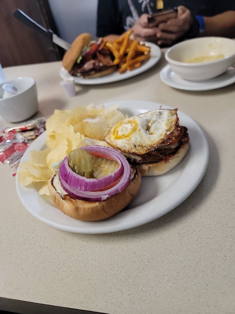 BEHR DEN - Updated September 2025 - 15 Photos & 20 Reviews - 1125 ...