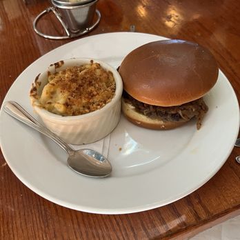 HOPLEAF BAR - Updated December 2024 - 1202 Photos & 2359 Reviews - 5148 ...