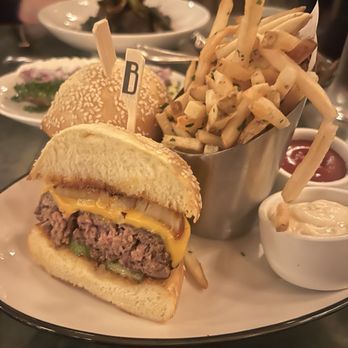 THE BENJAMIN HOLLYWOOD - Updated April 2025 - 323 Photos & 113 Reviews ...