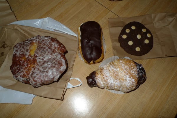 MAPLE LEAF BAKERY - Updated May 2026 - 26 Reviews - 1216 Davie St ...
