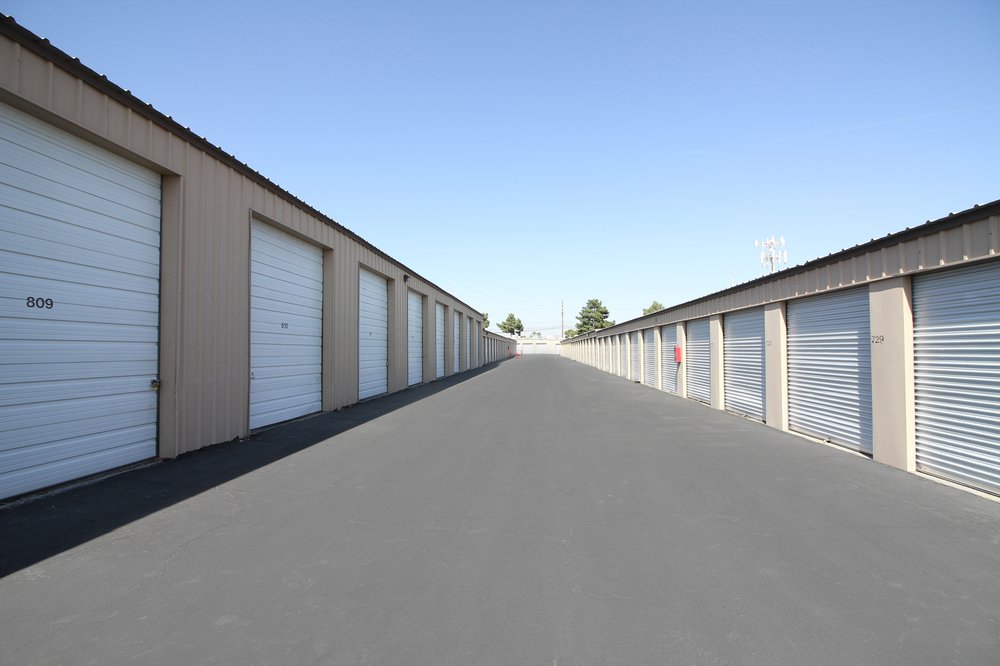 RIGHTSPACE STORAGE - Updated January 2025 - 16 Photos - 4375 E Sahara ...