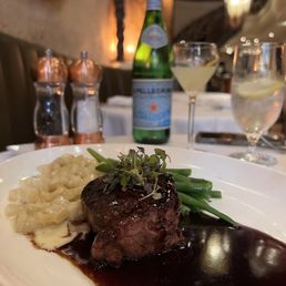 ULA RESTAURANT & TAPAS BAR - Updated October 2025 - 672 Photos & 375 ...