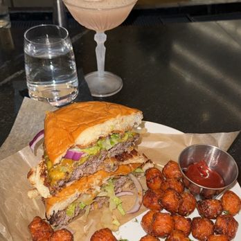 THE CONSTELLATION CLUB - Updated November 2025 - 62 Photos & 55 Reviews ...