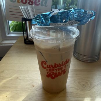 CURBSIDE ON THE RUN - Updated December 2025 - 350 Photos & 241 Reviews ...