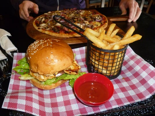 THE LAST DROP PUB & BREWERY - Updated September 2025 - 13 Photos & 12 ...