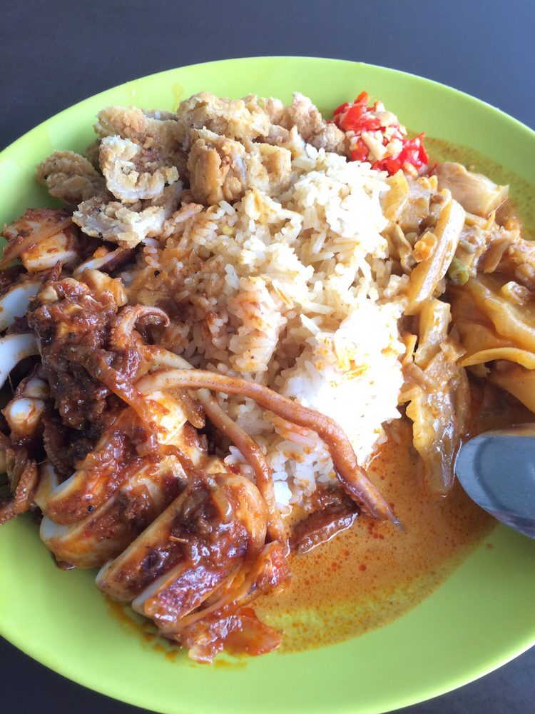 YONG FA HAINANESE CURRY RICE - Updated July 2025 - Block 448 Clementi ...