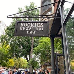NOOKIES ON WELLS - 373 Photos & 796 Reviews - 1746 N Wells St, Chicago ...