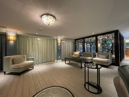 THE EDGEWATER SPA - Updated January 2026 - 22 Photos & 33 Reviews ...