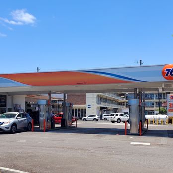 76 GAS STATION - Updated October 2025 - 2105 South King St, Honolulu ...