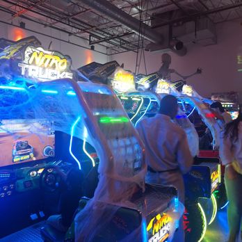 CIDERCADE DALLAS - 624 Photos & 489 Reviews - 2777 Irving Blvd, Dallas ...