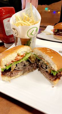 LIBERTY BURGER - 576 Photos & 845 Reviews - 160 N Cache St, Jackson, WY ...