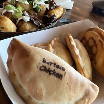 THE PHOENIX TAPROOM & KITCHEN - Updated December 2025 - 64 Photos & 17 ...