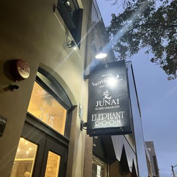 ELEPHANT ROOM - Updated December 2025 - 326 Photos & 590 Reviews - 315 ...