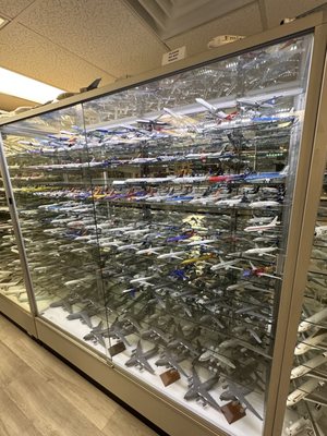 THE AIRPLANE SHOP - Updated July 2025 - 12 Photos - 6414 Windy Rd, Las ...