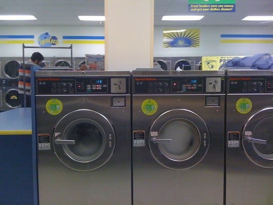SPINCYCLE COIN LAUNDRY - Updated October 2025 - 21 Photos & 95 Reviews ...