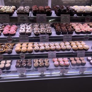 GO FROST YOURSELF - Updated January 2026 - 13 Photos - 2544 Ridgeway ...