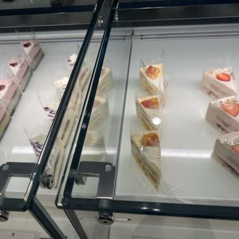 YU CAKE - Updated June 2025 - 351 Photos & 239 Reviews - 3333 Bristol ...