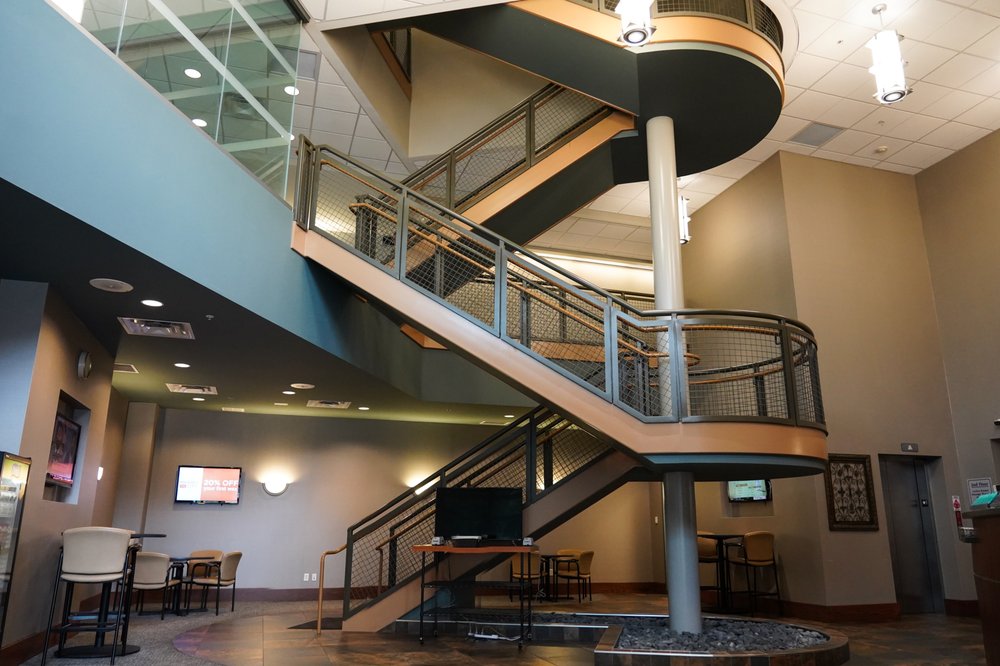 GENESIS HEALTH CLUBS - MIDTOWN CROSSING - 28 Photos & 28 Reviews - 200 ...