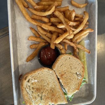 DEFIANCE RIDGE - Updated August 2025 - 378 Photos & 151 Reviews - 2711 ...