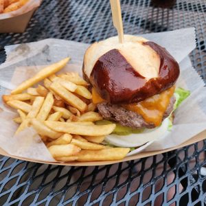 OFFICE BAR AND GRILL - Updated March 2025 - 12 Photos & 25 Reviews ...