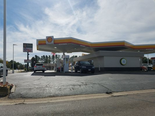 SHELL FOOD MART - Updated December 2024 - 2802 Capital Ave SW, Battle ...