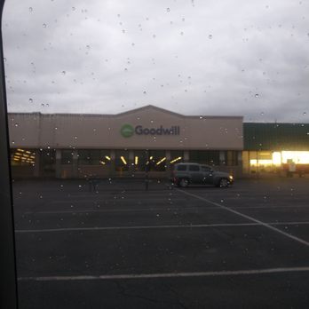 GOODWILL STORE - Updated January 2026 - 39 Photos & 14 Reviews - 512 S ...