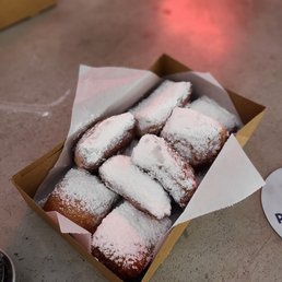 RIVERSIDE FOOD LAB - Updated September 2025 - 1382 Photos & 842 Reviews ...