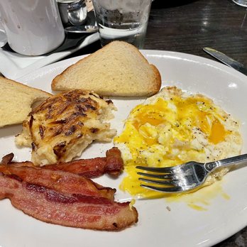 HAZELWOOD FOOD AND DRINKS - Updated September 2024 - 229 Photos & 124 ...