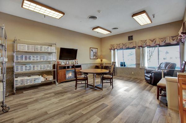 MOUNTAIN VIEW POST ACUTE - Updated January 2026 - 17 Photos - 1050 East ...