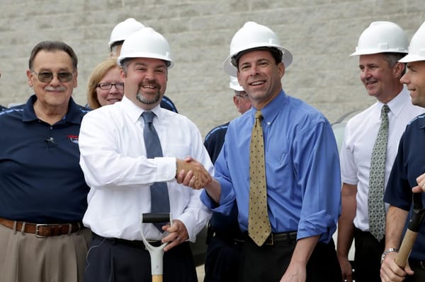 RIVER VIEW FORD - Updated December 2025 - 28 Photos & 58 Reviews - 2200 ...