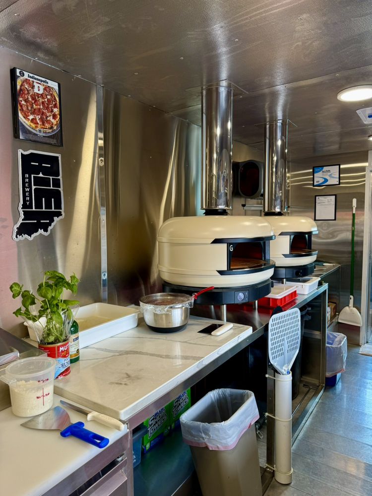 SOLO PIZZA - Updated May 2025 - 5133 E 65th St, Indianapolis, Indiana ...