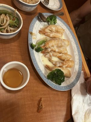 ASIAN GARDEN - Updated October 2025 - 52 Photos & 98 Reviews - 1032 ...