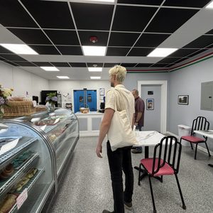 PARZIALE’S BAKERY - Updated May 2025 - 105 Photos & 162 Reviews - 80 ...