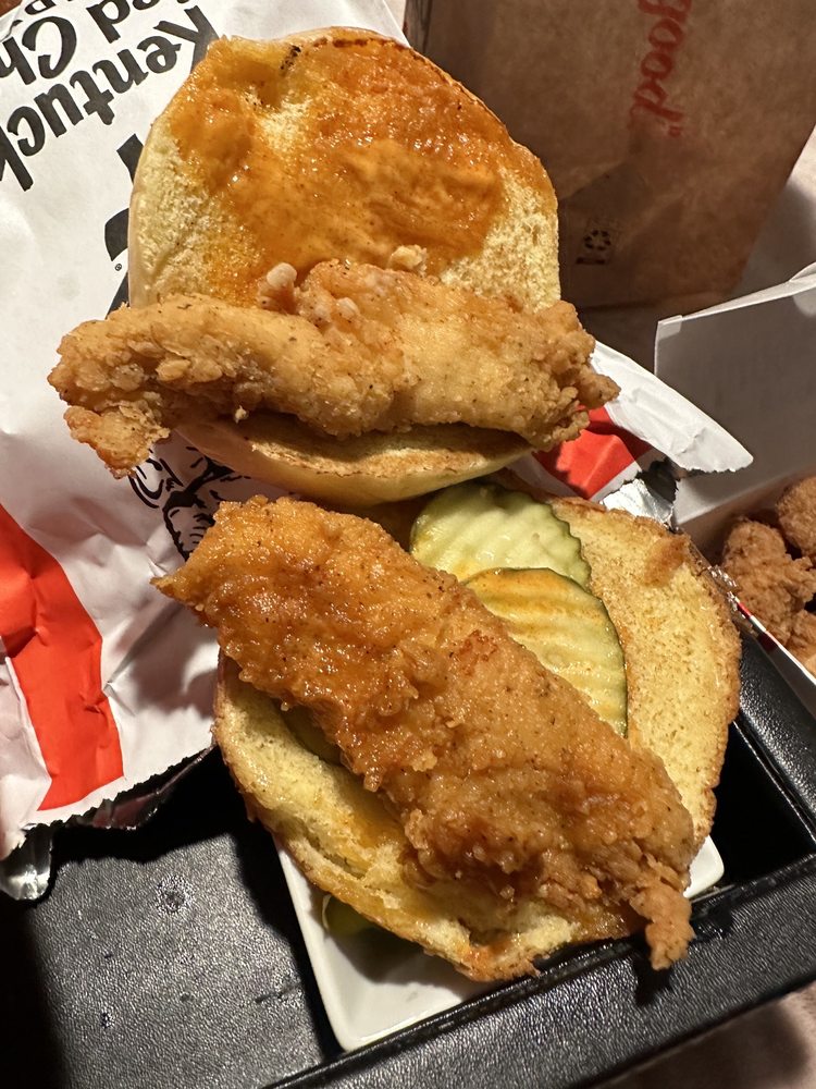 KFC - Updated July 2025 - 46 Photos & 113 Reviews - 12611 SE 38th St ...